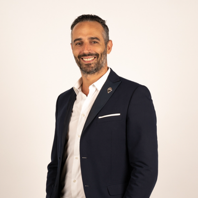 Stefano Raffaele Addamo dell'agenzia RE/MAX Yes 2 di Garbagnate ...