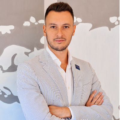 Stefano Vanni dell'agenzia RE/MAX Life di Certosa di Pavia con ruolo ...