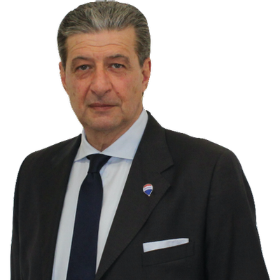 Marco Andreoli dell'agenzia RE/MAX Punto Casa di Garbagnate Milanese ...