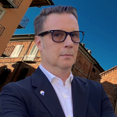 Ivan Ruvoletto dell'agenzia RE/MAX Class 15 di Torino con ruolo ...