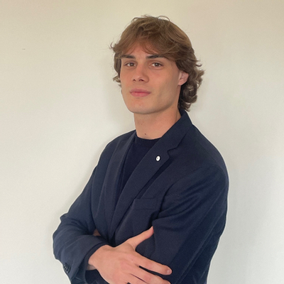 Marco Capruzzi dell'agenzia RE/MAX Oltre di Bari con ruolo Assistente ...