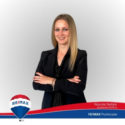 Nicole Stefani dell'agenzia RE/MAX Puntocase 3 di Asiago con ruolo ...