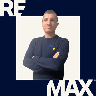 Matteo Paolini dell'agenzia RE/MAX Golden House 3 di Forte dei Marmi ...