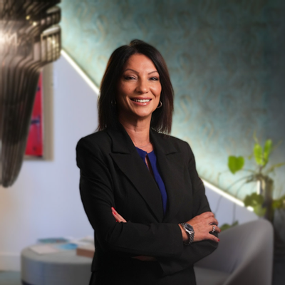 Maria Muscatello dell'agenzia The RE/MAX Collection Crystal di Roma con ...