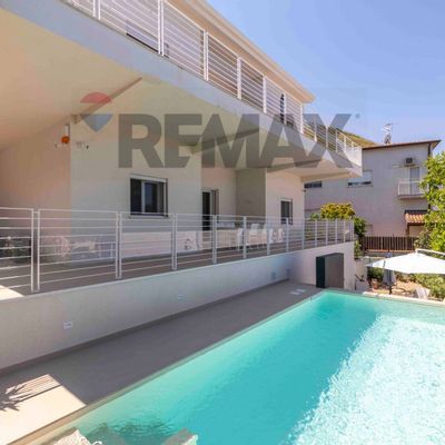 Villa o villino in Vendita Alcamo 38951001-457 | RE/MAX Italia